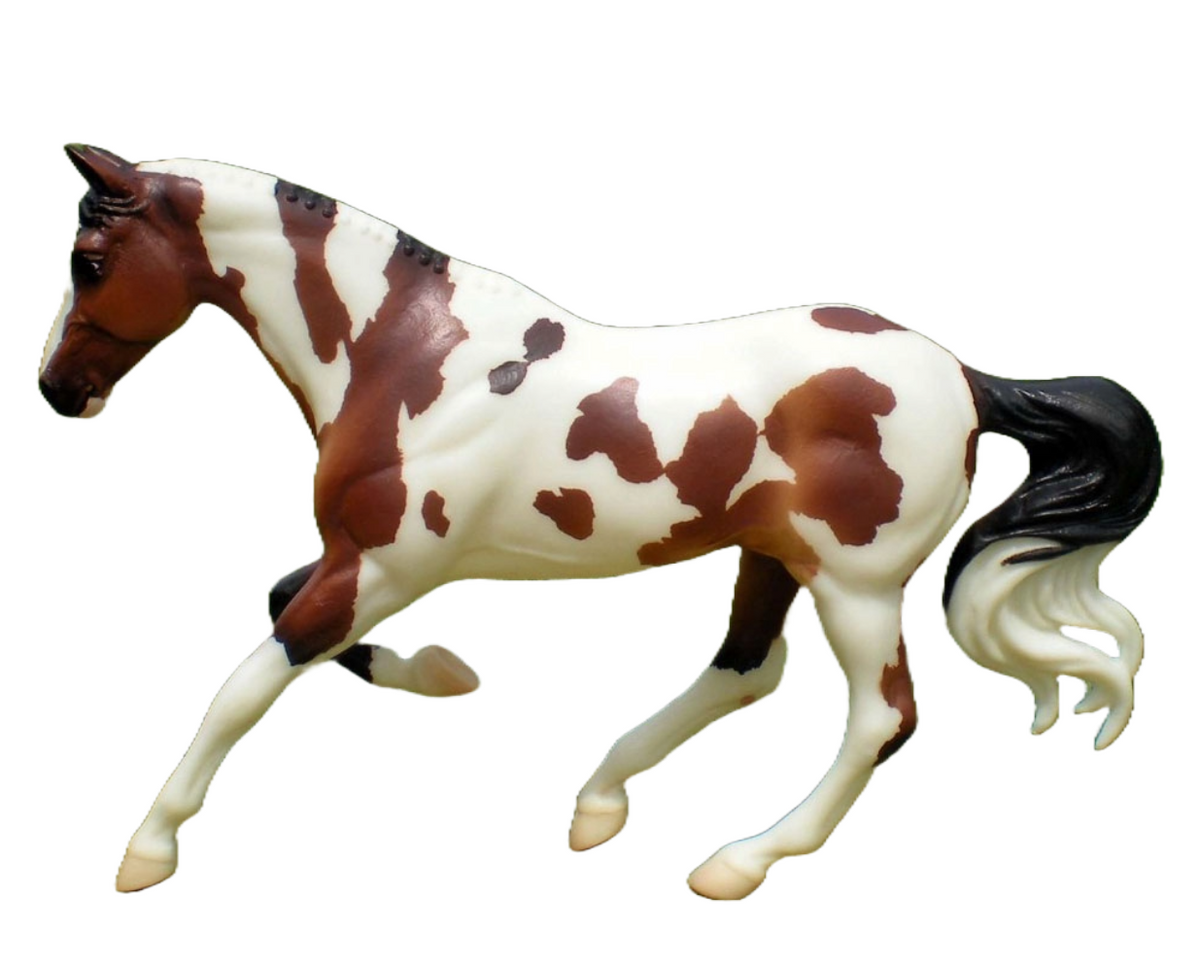Breyer 'Pinto Sport Horse' Gem Twist – Pinehaven Ponies